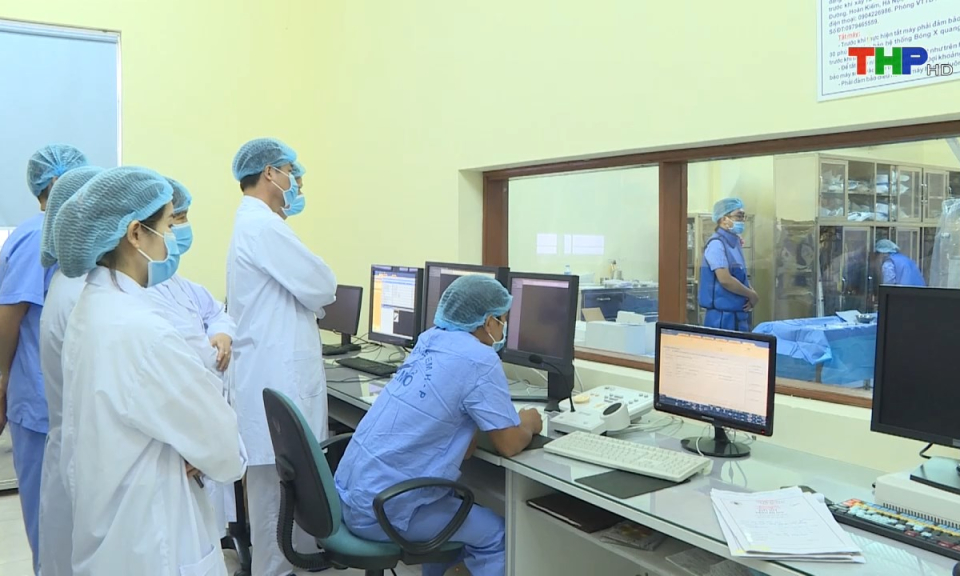 Phóng sự: Ứng dụng kỹ thuật cao chuyên sâu trong khám chữa bệnh - Đài Phát thanh và Truyền hình ...