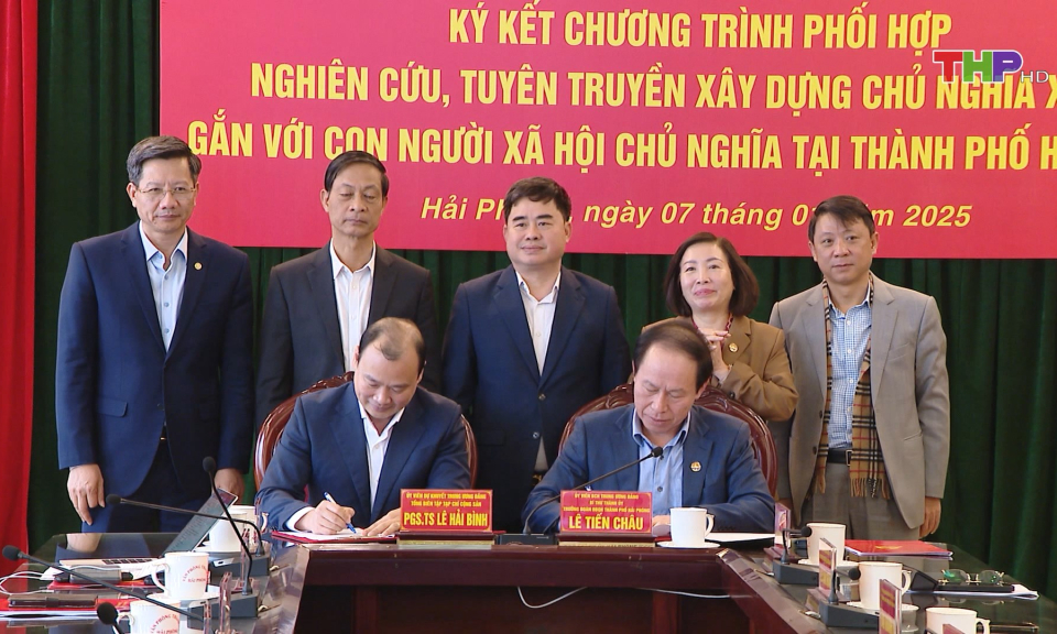 Xây dựng mô hình CNXH gắn với con người XHCN - Báo và Phát thanh ...