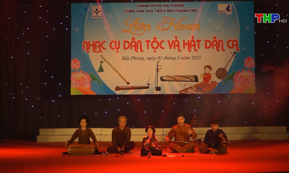 Liên hoan Nhạc cụ dân tộc và hát dân ca - Trung Tâm báo chí và Truyền ...